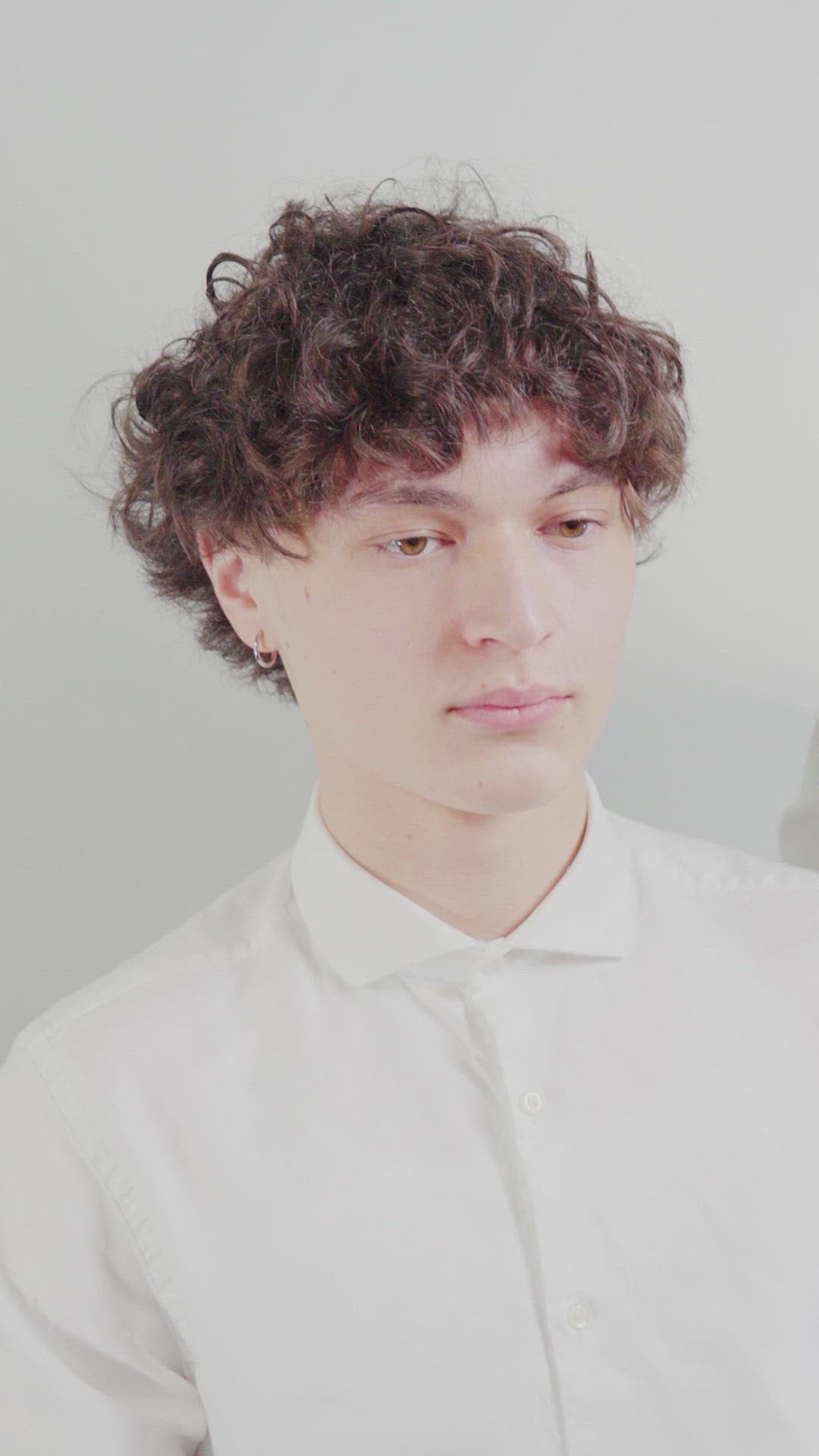 RUBBER COLLAR CAPE – GRADIENT